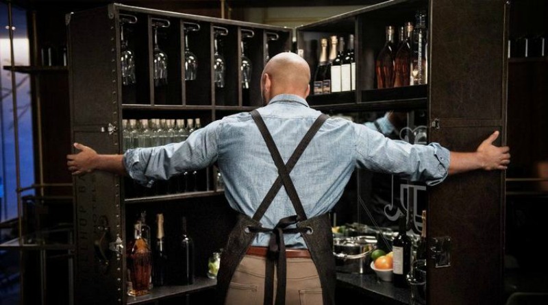 Universal Orlando Adds Steamer-Trunk Bars to Select Loews Hotels