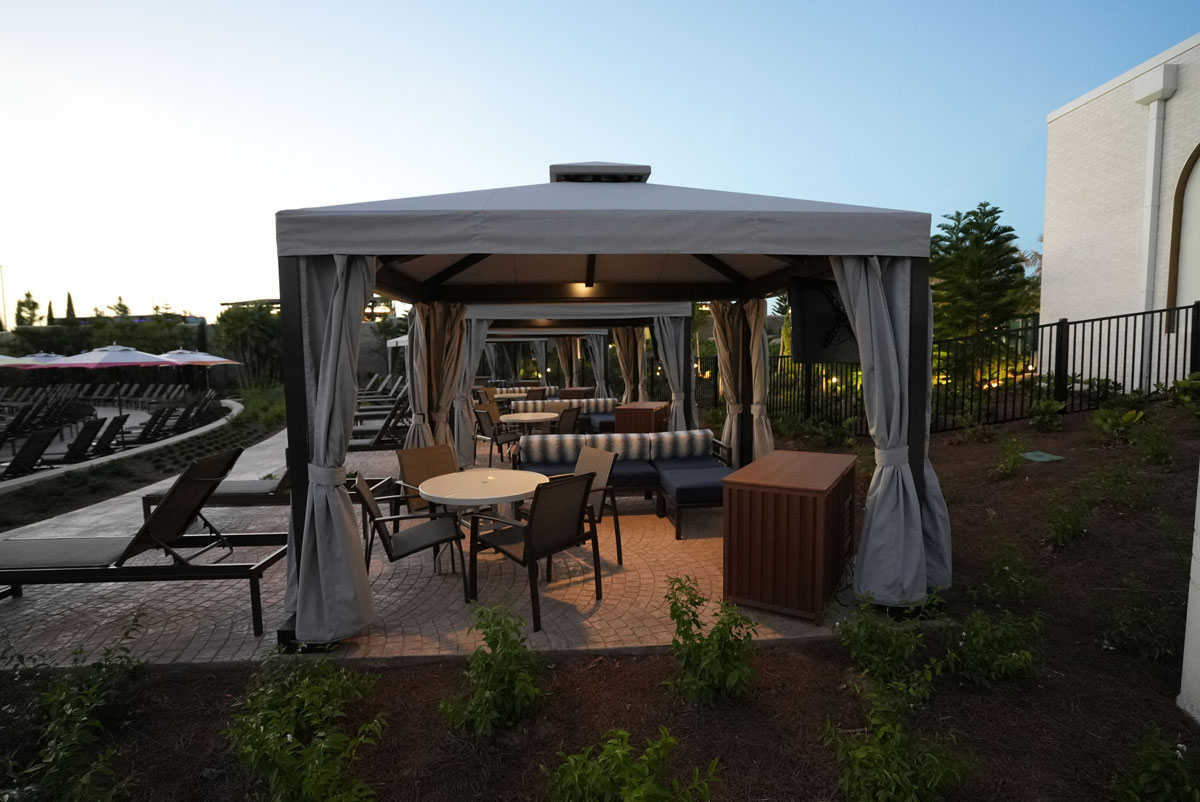 helios-grand-pool-cabanas | UOFan